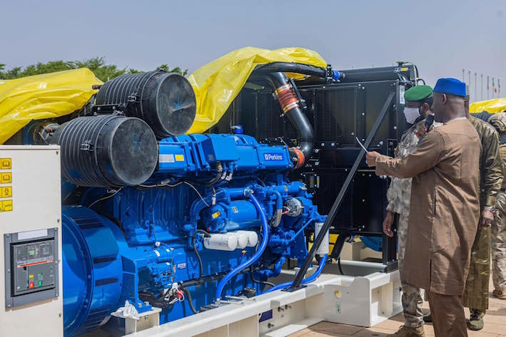 Mali: consegnati generatori al ministero dell'Energia - Africa e Affari